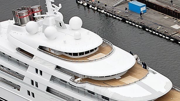 Yacht AZZAM, a 180m Lurssen Superyacht | CHARTERWORLD Luxury Superyacht Charters